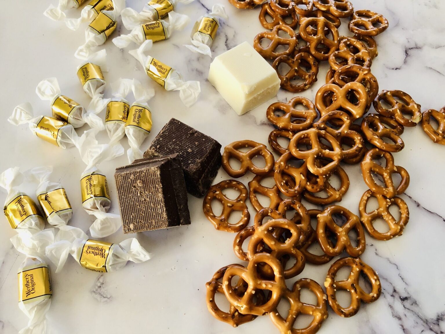 Caramel Chocolate Pretzels - Cocktails and Appetizers
