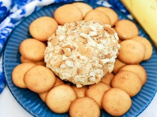 Dessert Cheese Ball - Banana Pudding - Cocktails and Appetizers