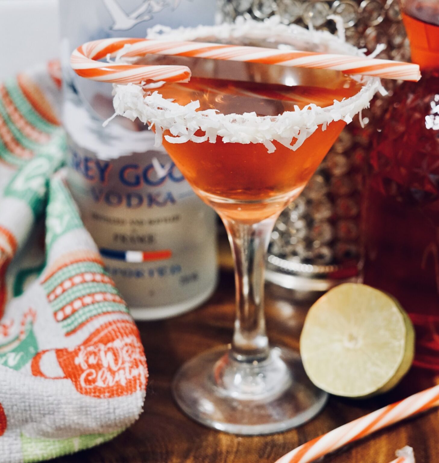 Santa Clausmopolitan Cocktail - Cocktails and Appetizers