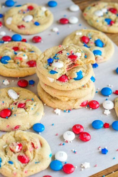 Red White and Blue Desserts - Patriotic Dessert Recipes